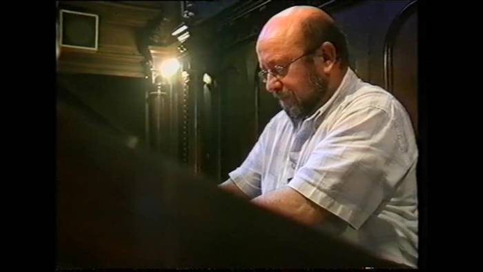 Berako organoari buruz Josu Goiarekin solasean 2002an, duela hemezortzi ...