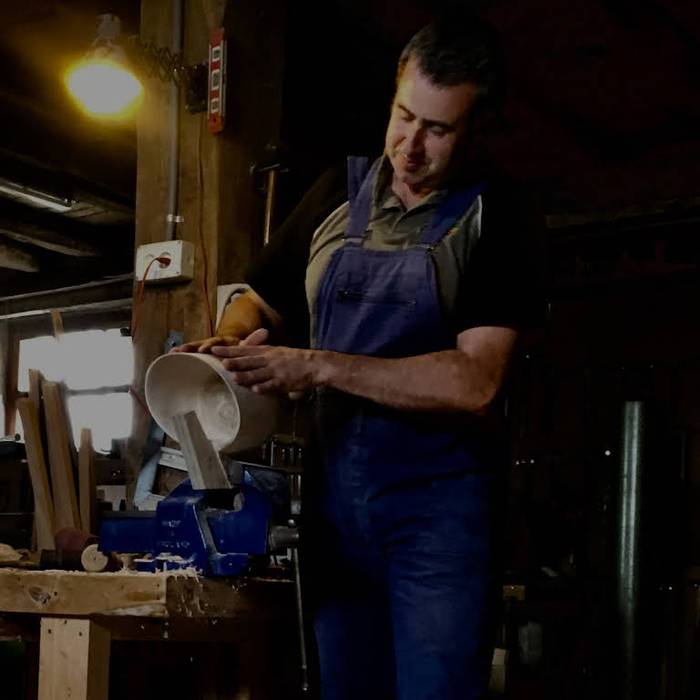 Ion Dufurrena nekazari eta artisau erratzuarrarekin solasean - Baztan ...