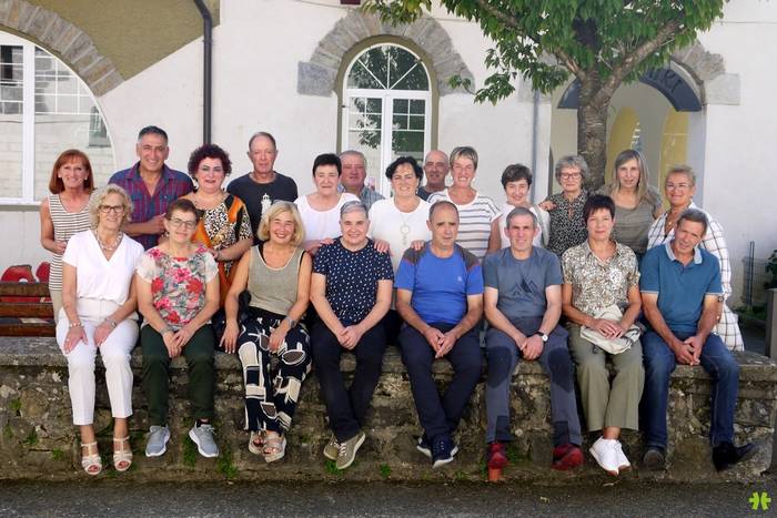 1959 eta 1964 artean jaiotakoak bildu ziren Areson kinto bazkarian ...