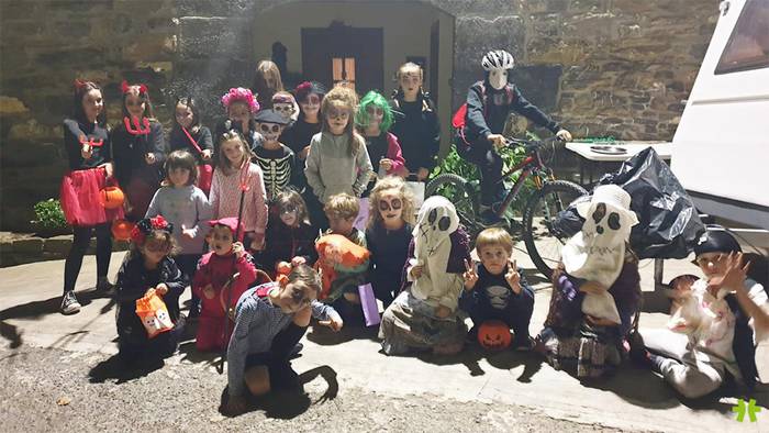 Areson ere Gau Beltzeko ospakizuna egin dute - Leitzaldea - Erran.eus